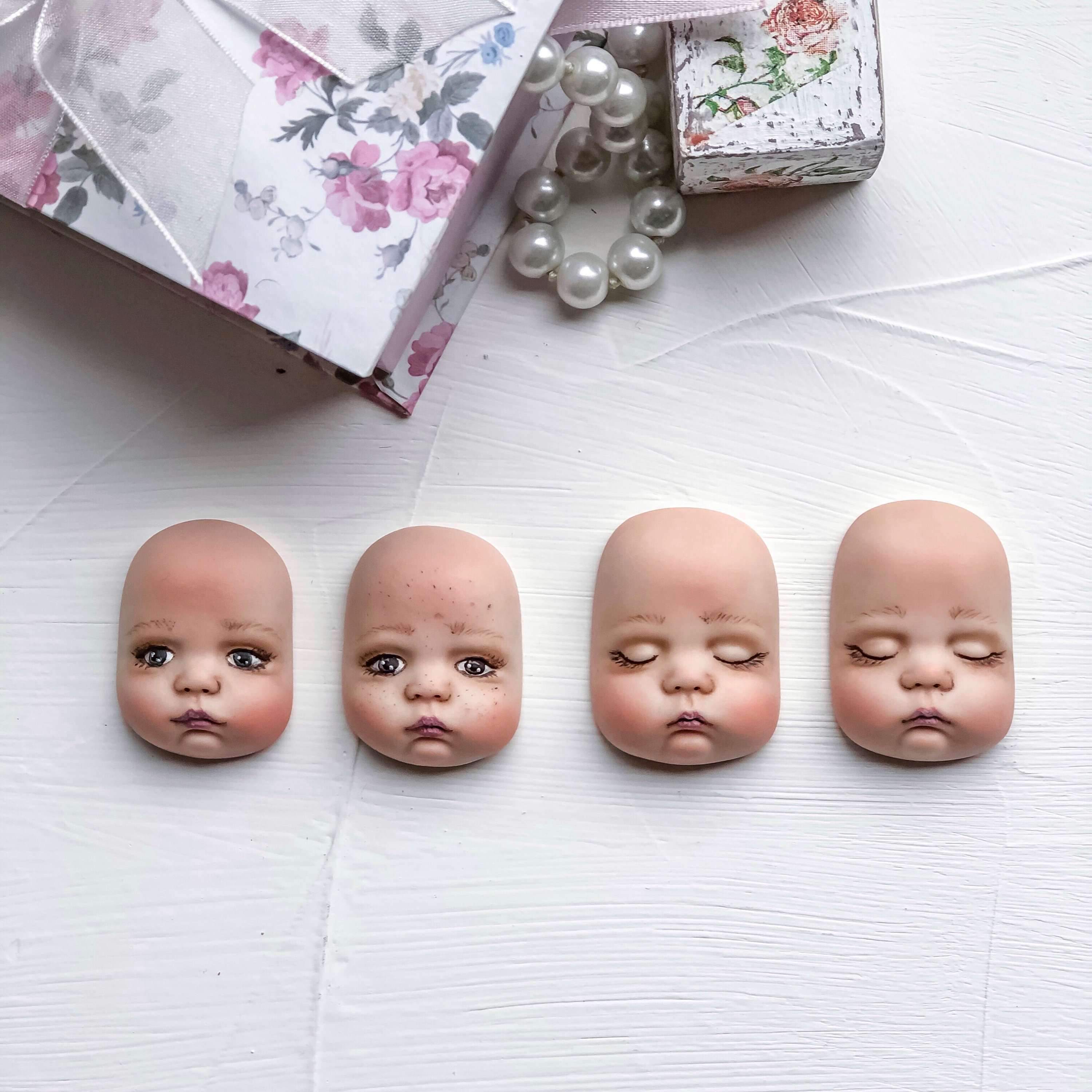 4 Doll Faces for Making Plush Doll. 2 Faces That Sleep and 2 Faces With ...