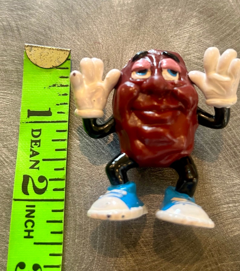 Vintage Hardee’s Hands up Raisin 1988 - Etsy