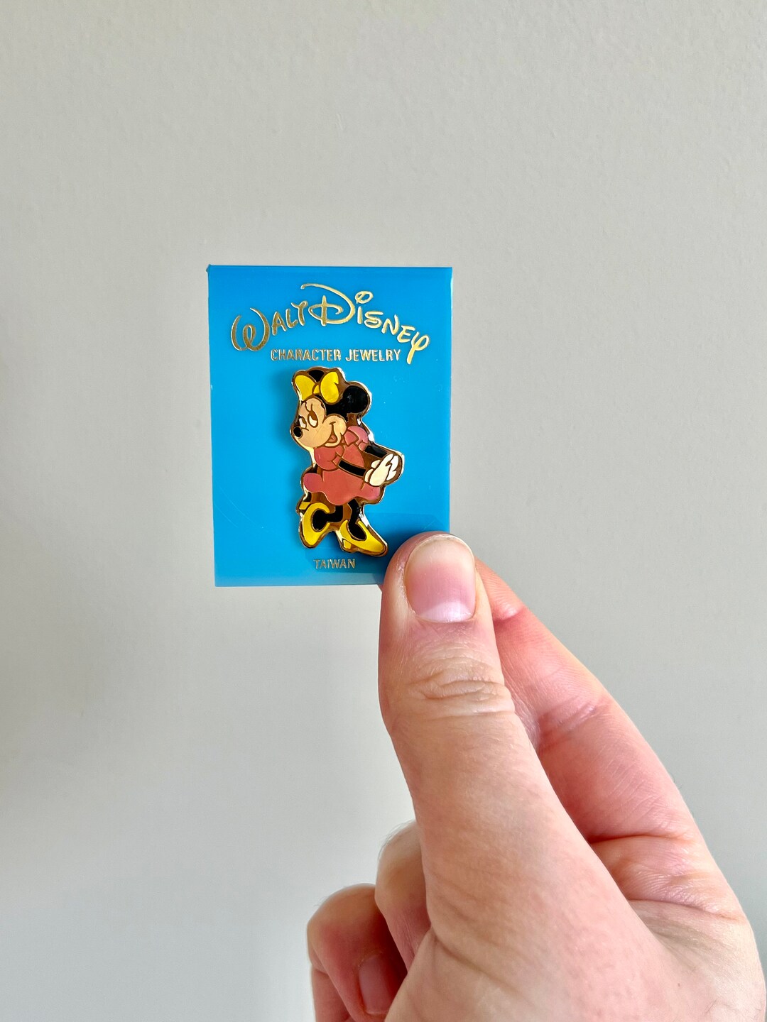 Vintage Minnie Mouse Pin Walt Disney Character Jewelry - Etsy