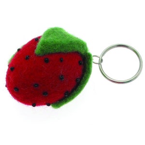 Felt Strawberry Keyring - Strawberry Keychain - Fruit Key Fob - Cute ...