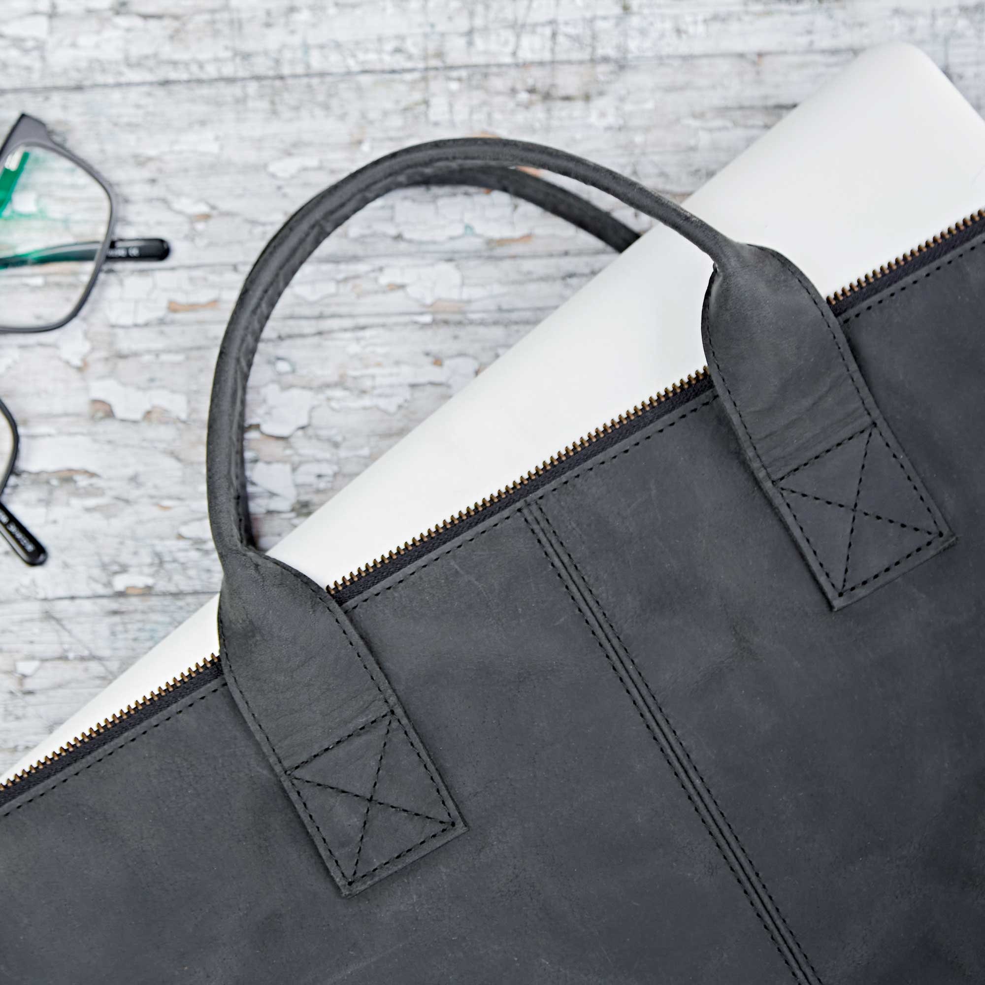 Personalised Black Buffalo Leather 15 Inch Laptop Case Large - Etsy UK