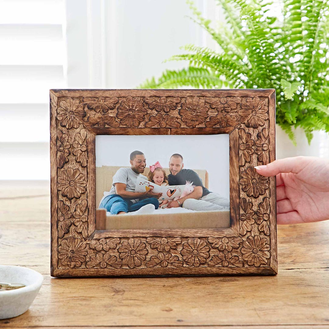 Daisy Carved Mango Wood Photo Frame - 5x7 Picture Frame - Handmade ...