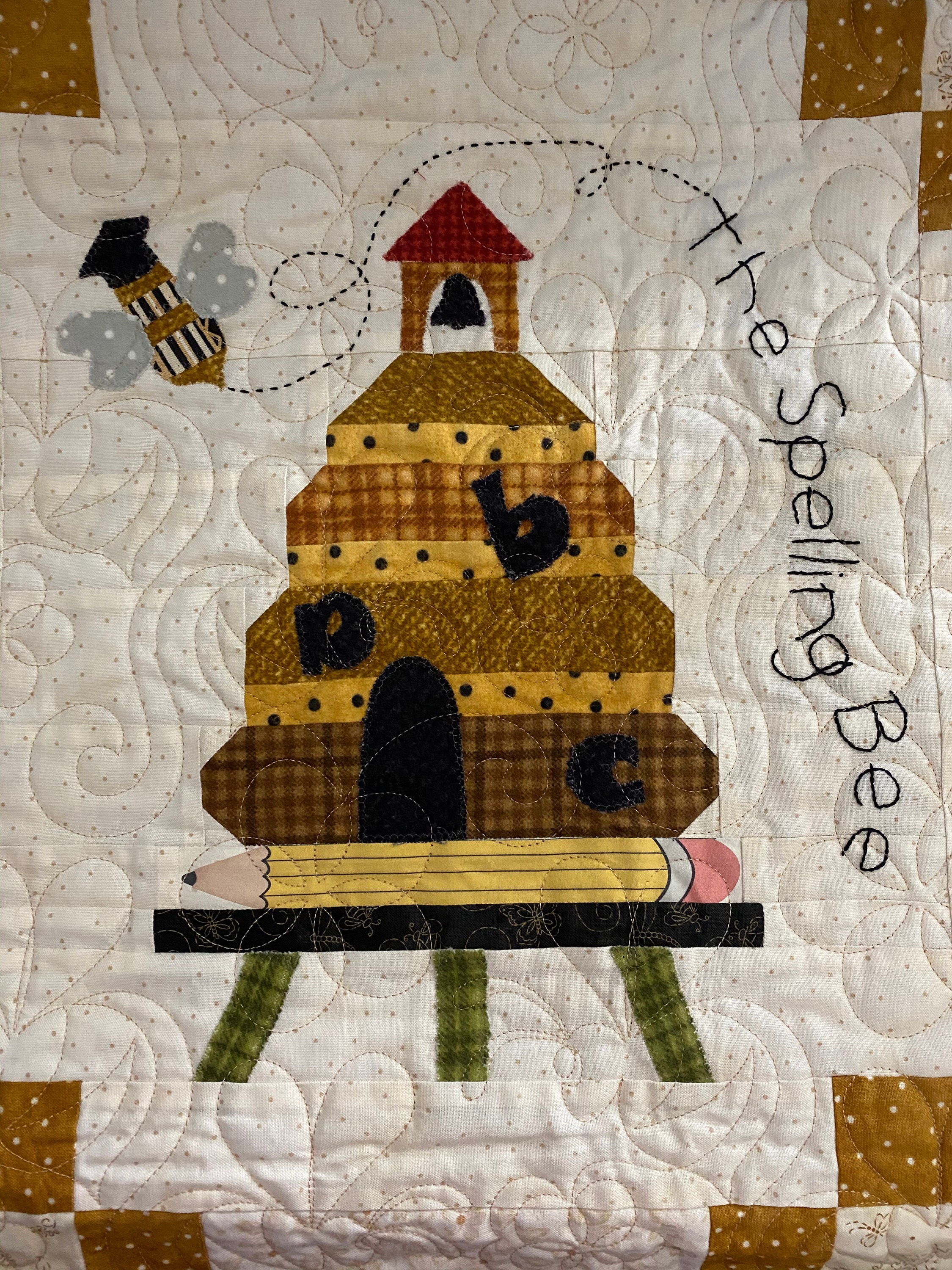Beautiful Lap Quilt, With Bee Hives, Perfect Gift for Bee Keepers - Etsy