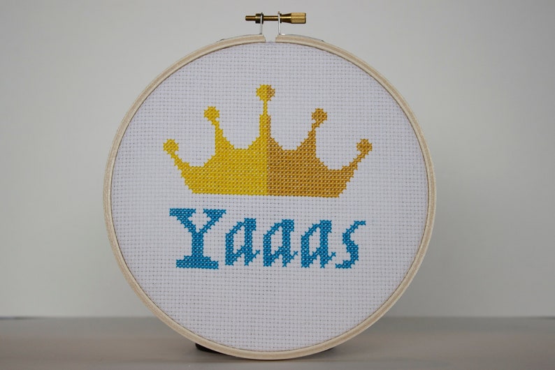Yaaas Queen Cross Stitch Pattern. Modern Cross Stitch, Teal and Yellow ...