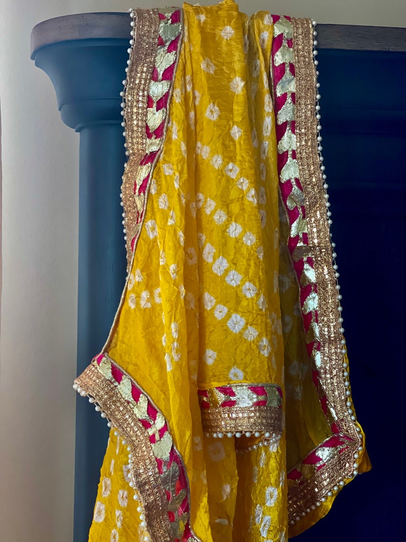 Hand Bandhni/bandhej Tie Dye Dupatta/scarf/stole With Gotapatti, Pearl ...