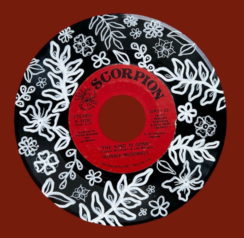 Painted Mini Vinyl Record Flowers and Leaves - Etsy