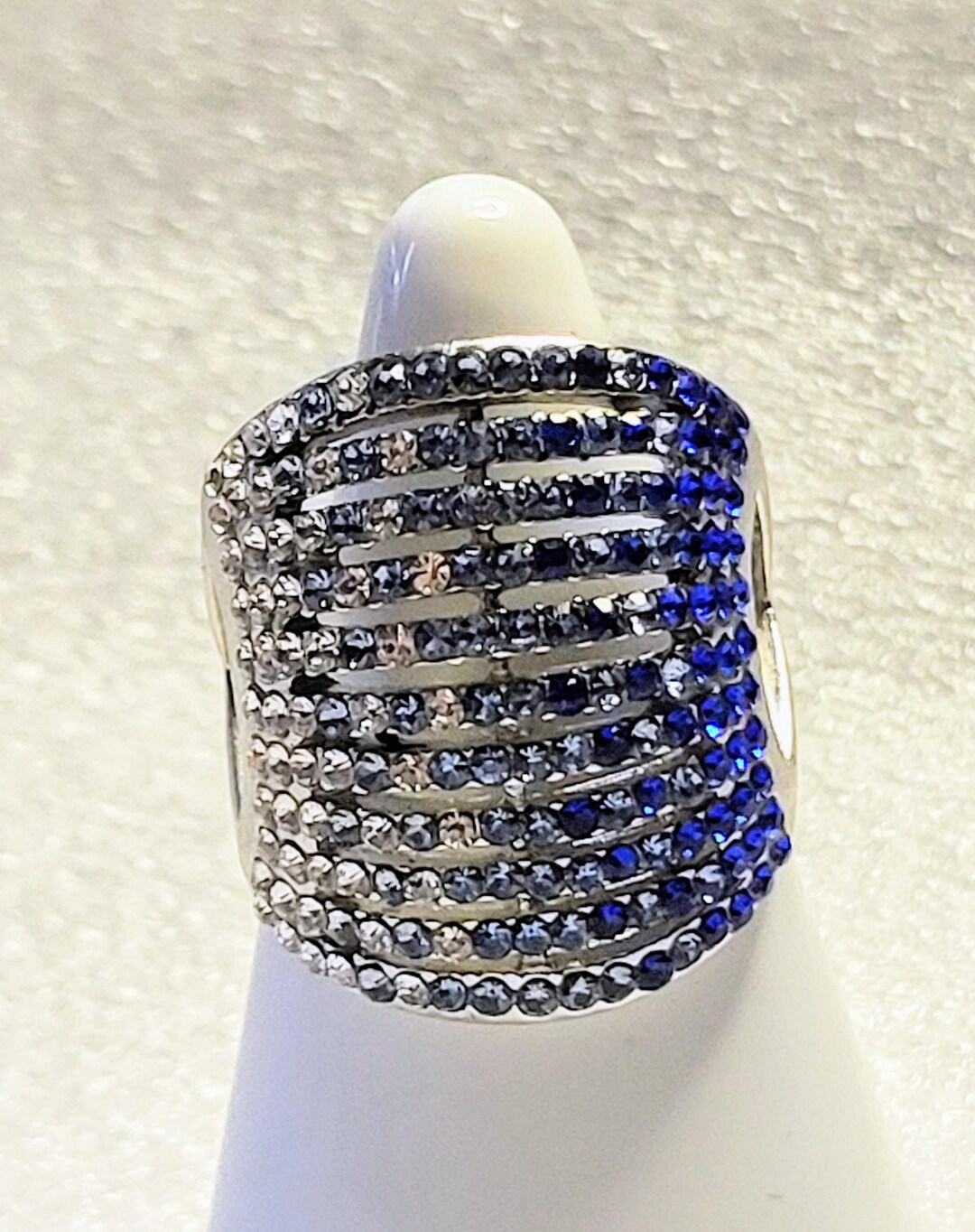 Jewelry, Ring, Blue Ombre Dome Style Ring, Size 9 - Etsy