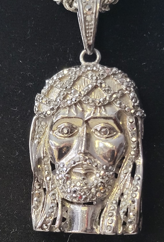 Jewelry, Necklace, Medallion Pendant of Jesus Christ,… - Gem