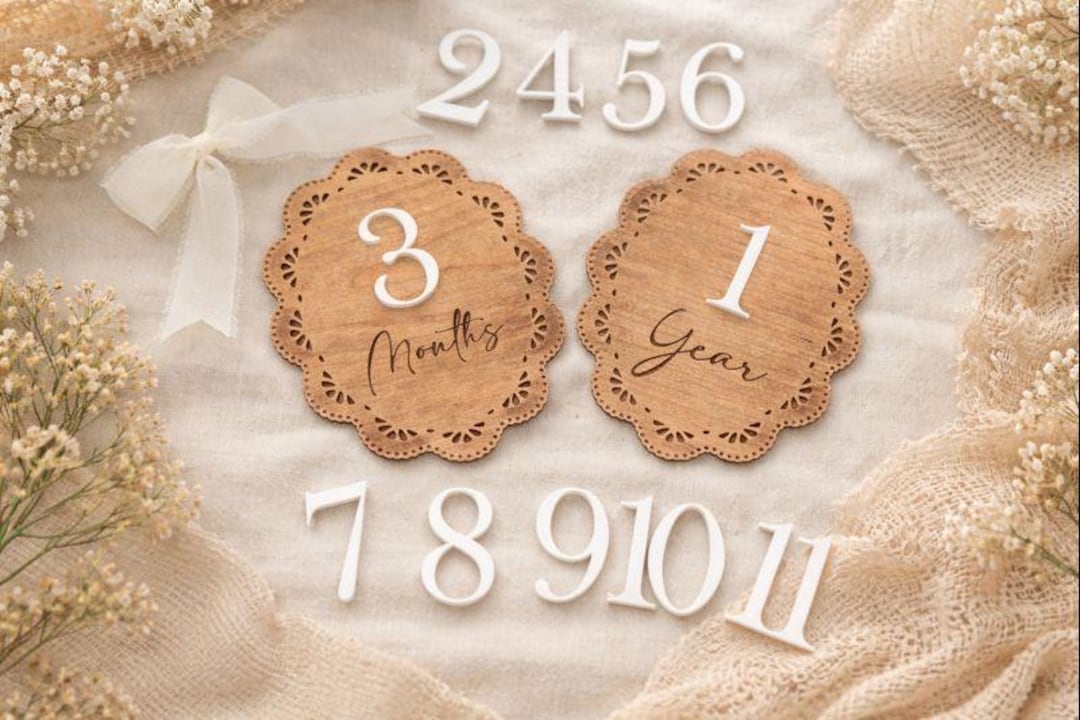 Wooden Baby Milestone Plaques | Scallop Edge, Photo Props - Etsy