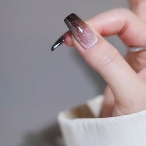 Fashion Nail Patch Finished, Blush Red Cat Eye Effect Nails, Handmade ...