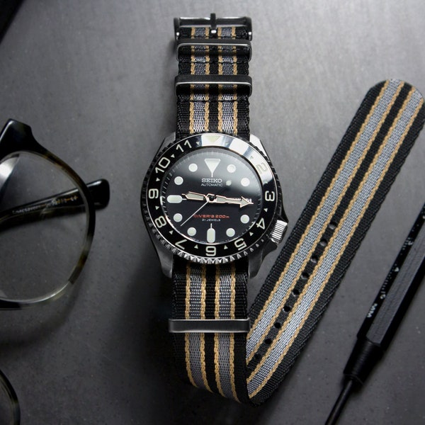 Bond Omega - Etsy UK