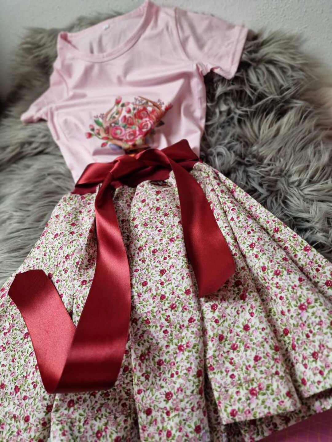 Traditional Outfit Raspberry Girl - Etsy