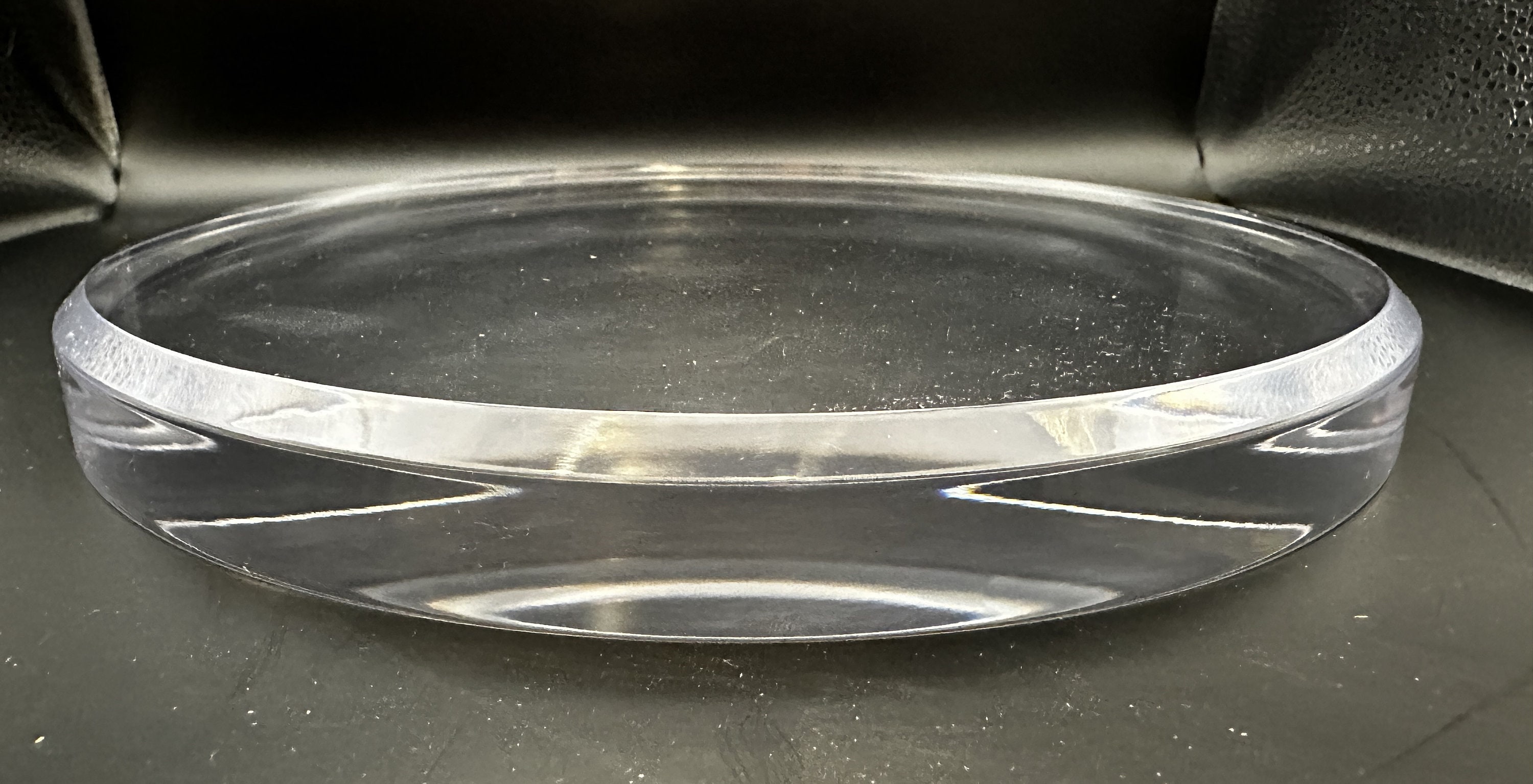 Acrylic Display Bases - 9" Diameter X 1" Thick Round Display. Clear ...