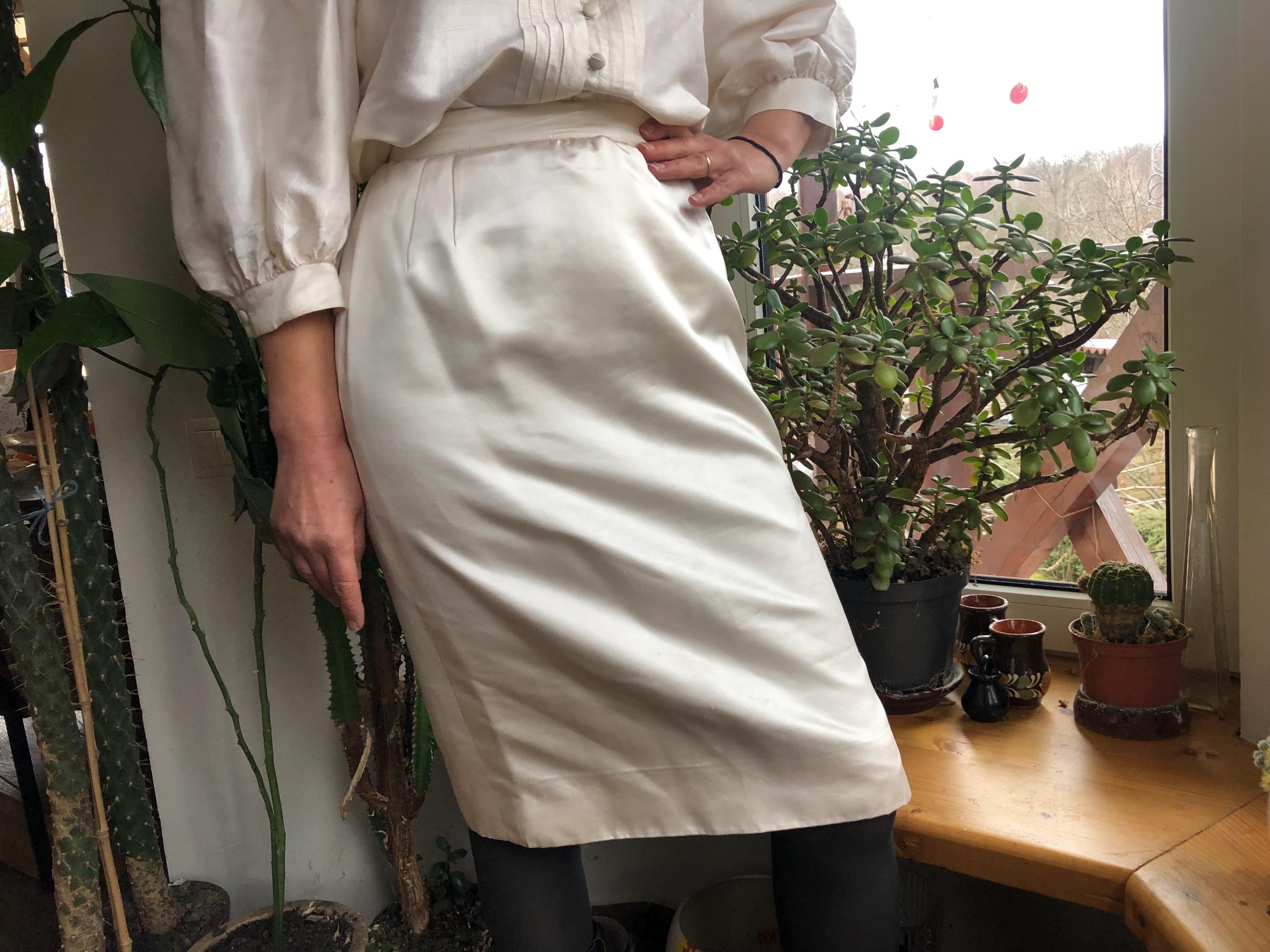 Valentino Boutique - Etsy Valentino Boutique - Etsy