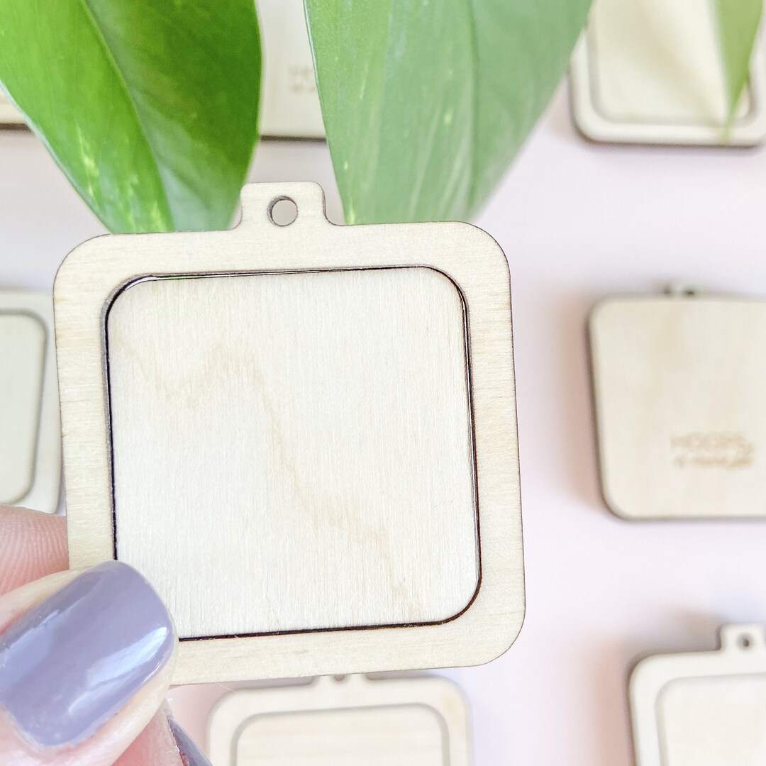 Square Wooden Mini Embroidery Hoop Frame: DIY Keychain Pendant - Etsy