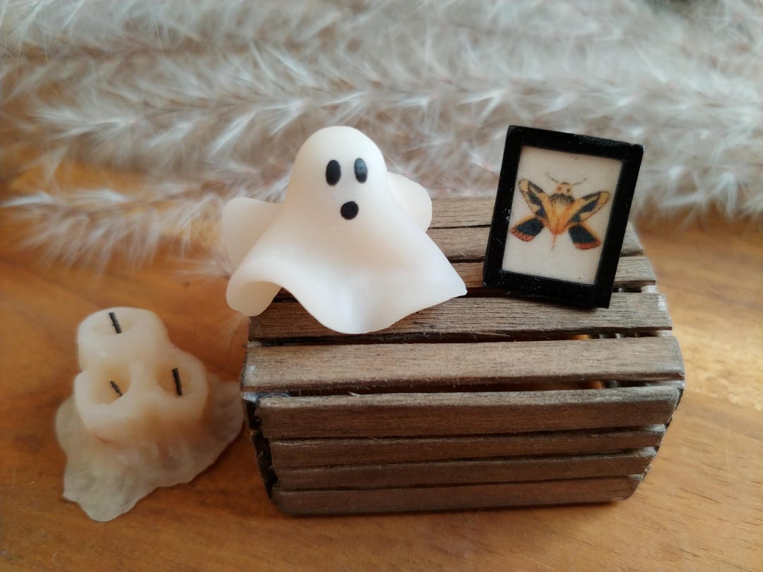 Miniature Occult Set – Candle – Ghost – Wooden Crate – Miniature Frame ...