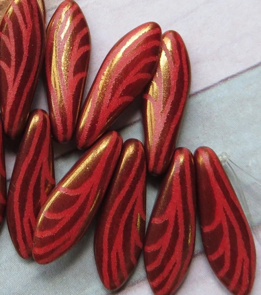 Red Wing Pattern, 5 Mm by 16 Mm Dagger Czech Beads , Laser Etched, 25 ...