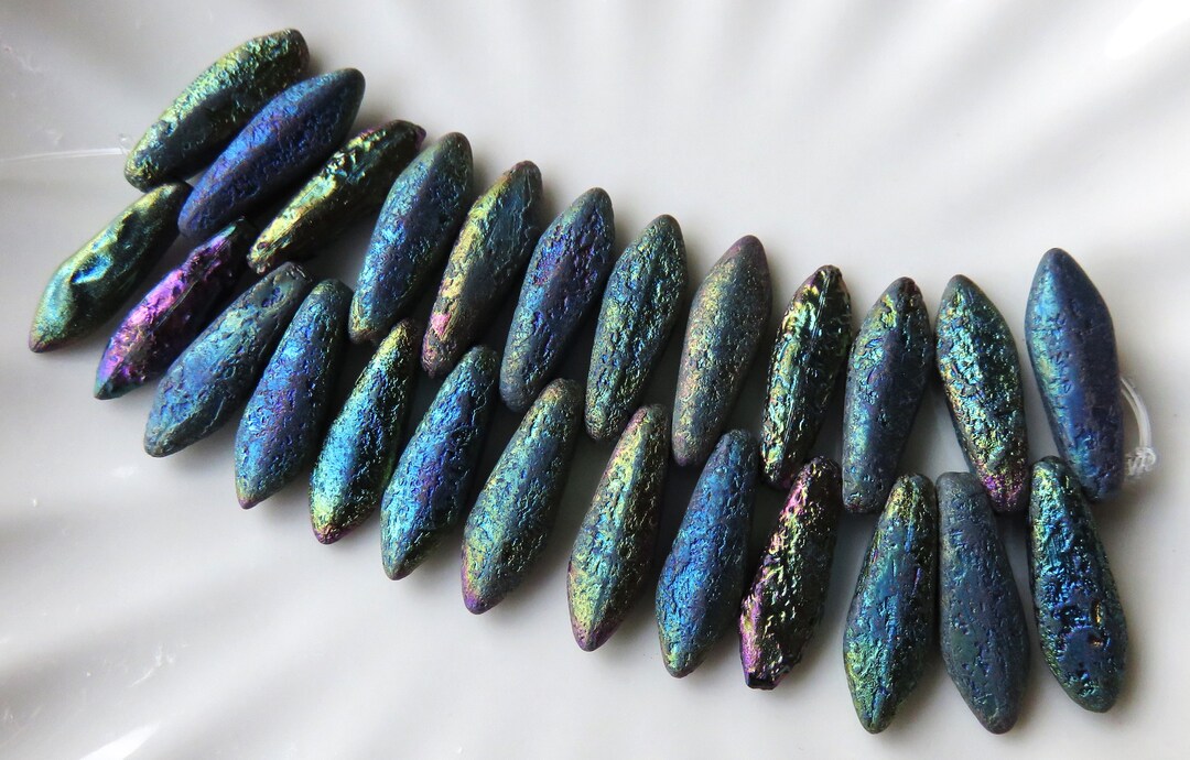 Etched Green Iris Glass, Czech Dagger 16 Mm by 5 Mm Beads, 25 Beads ...