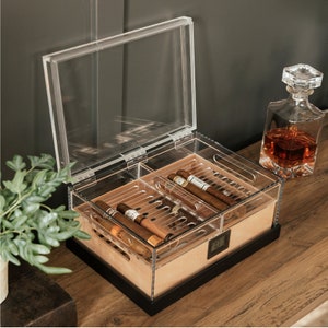 Felix Pro Tupperdor - Airtight Acrylic Humidor, Spanish Cedar Tray, Ash ...