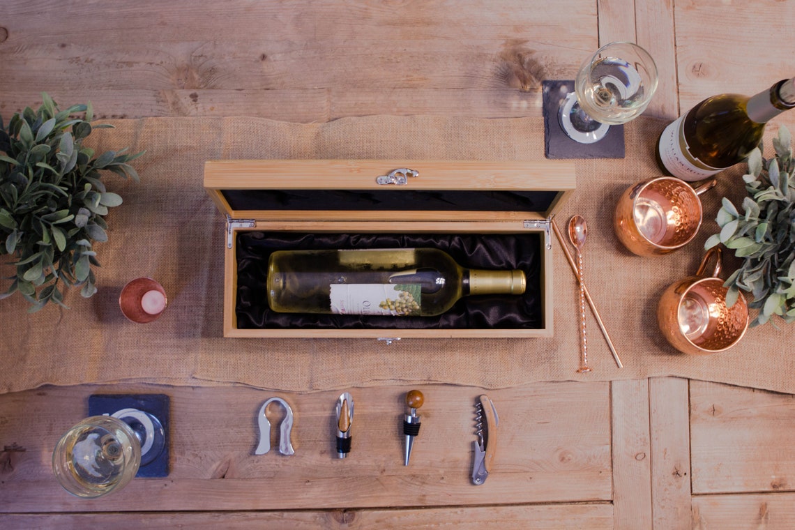 Personalized Wine Gift Box Set by Case Elegance | Etsy