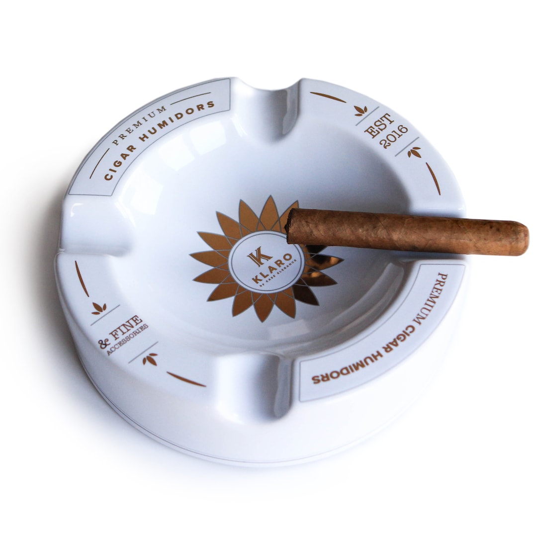 Klaro Round Large White and Gold Inlay Ceramic Ashtray for Four Cigars ...