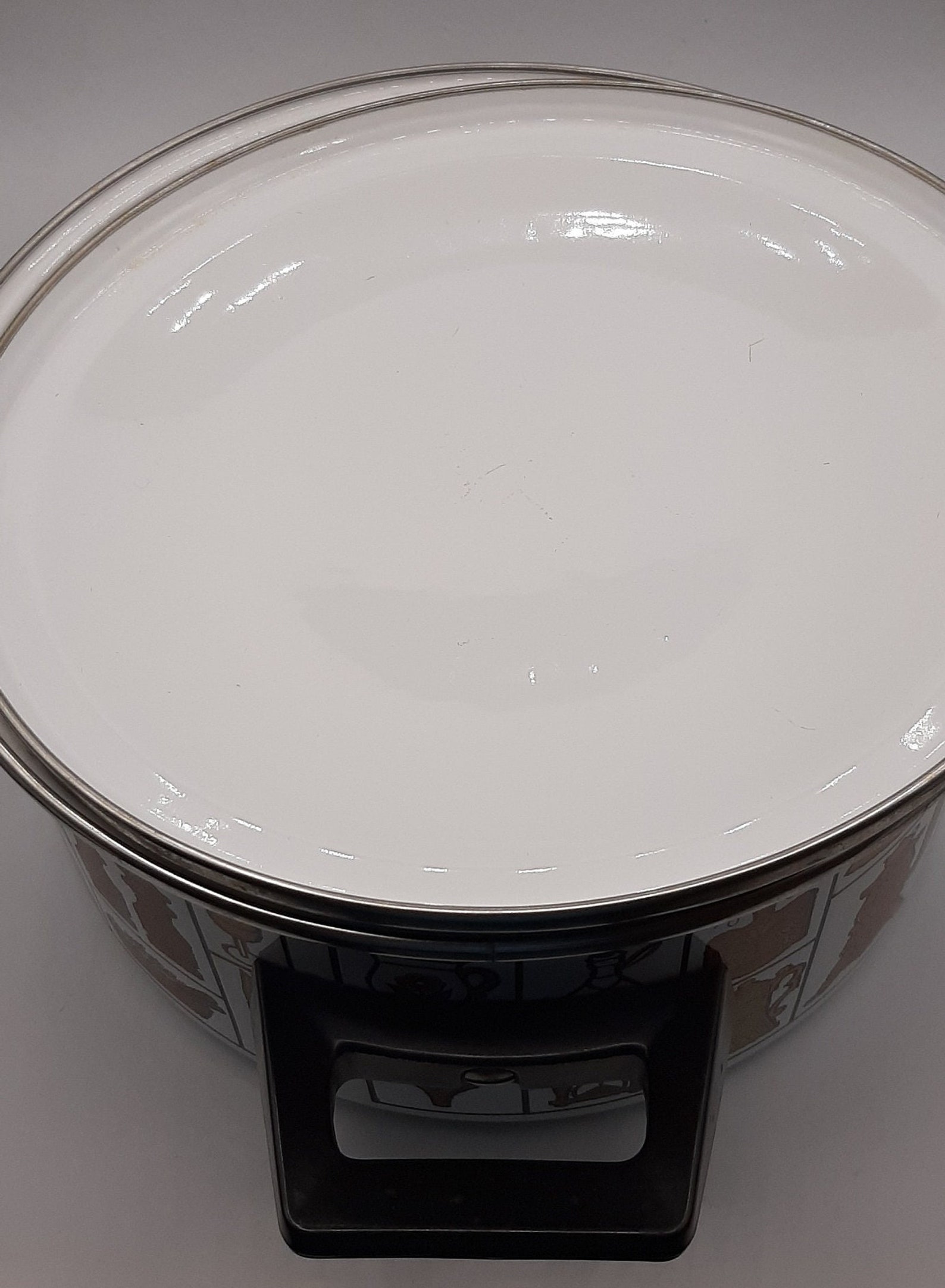 Vintage Enamel White Brown Dutch Oven Pot Funky Kitchen Decoration ...