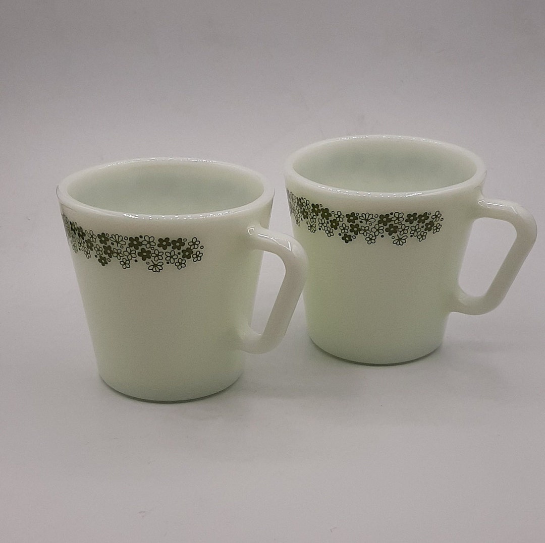 Vintage Pyrex Coffee Cup Mug Milk Glass Green Crazy Daisy Spring ...