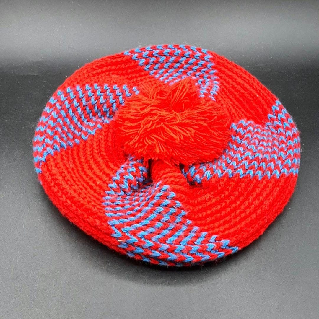 Vintage Handcrafted Knit Beret Tam Hat Unisex One Size Red & Blue Pom ...
