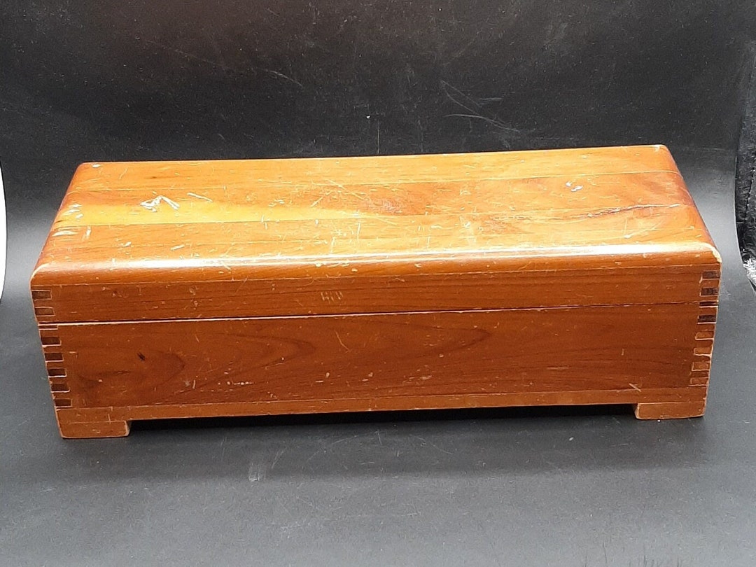 Vintage Wooden Box Handmade Dovetailed Corners Hinged Top Footed ...