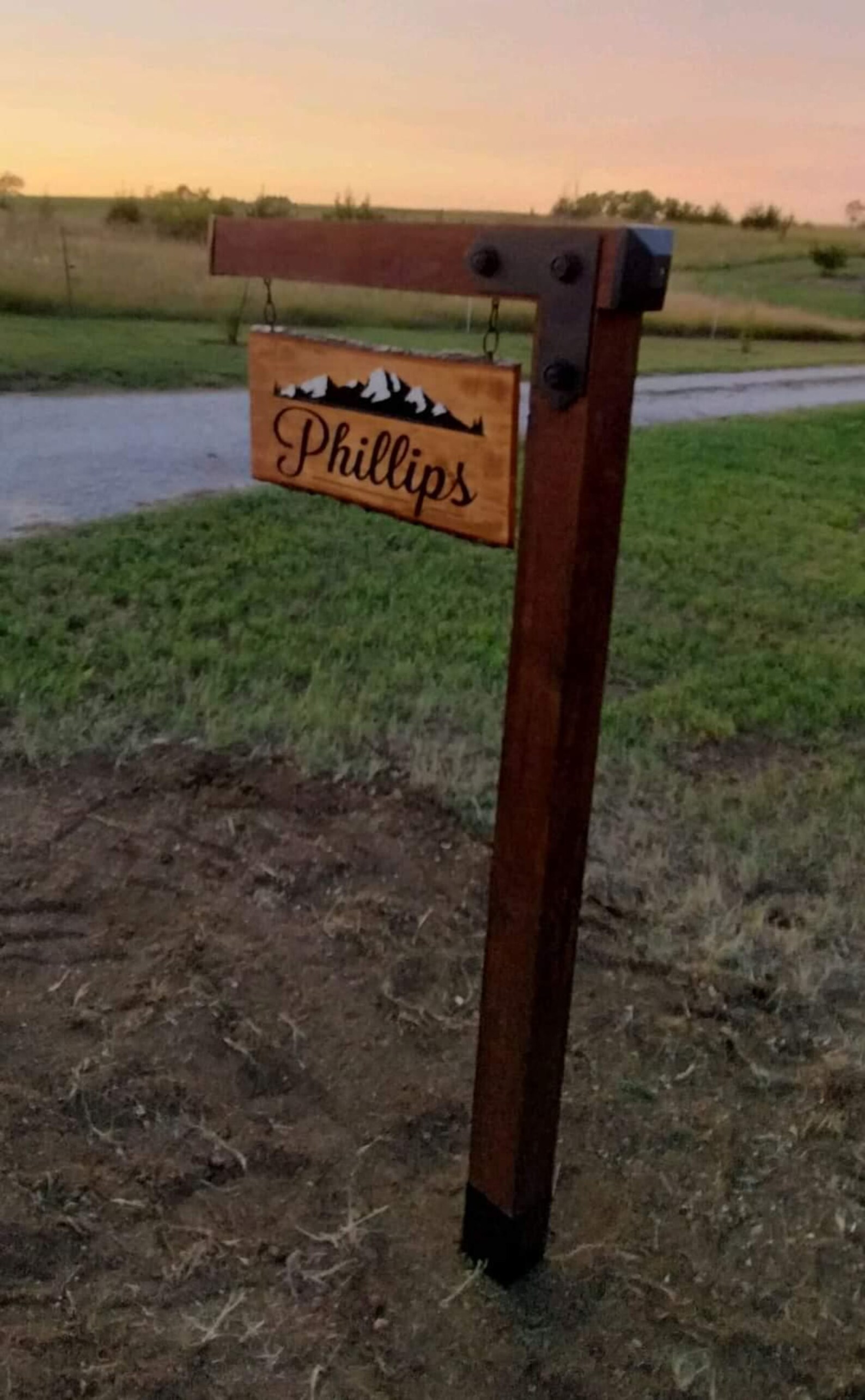 Custom Last Name Carved Driveway Sign - Etsy