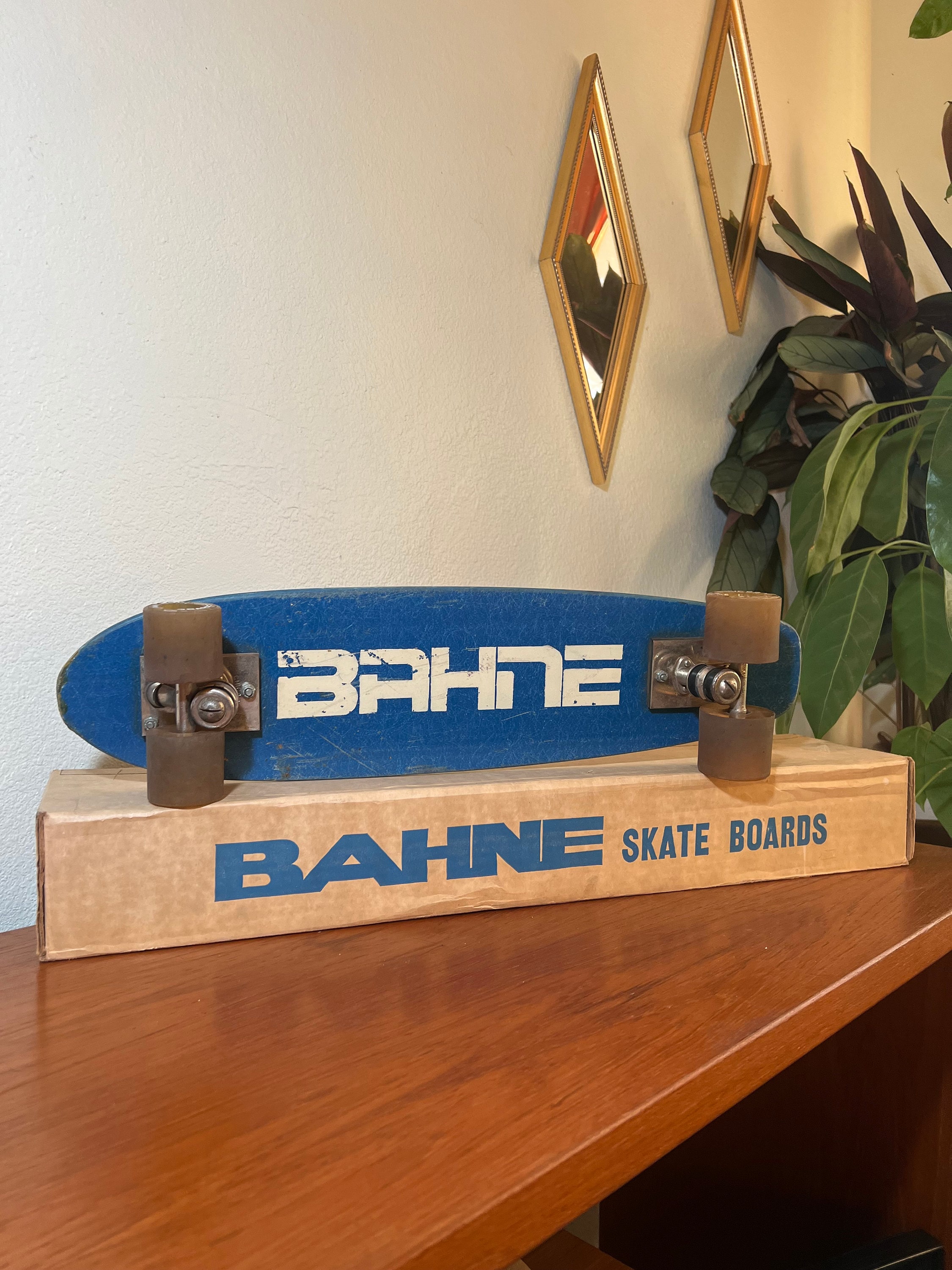 1975 Bahne Skateboard