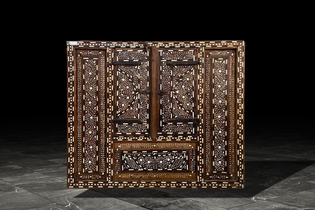 Handcrafted Moroccan-style Bone Inlay Window Panel | Geometric Floral ...