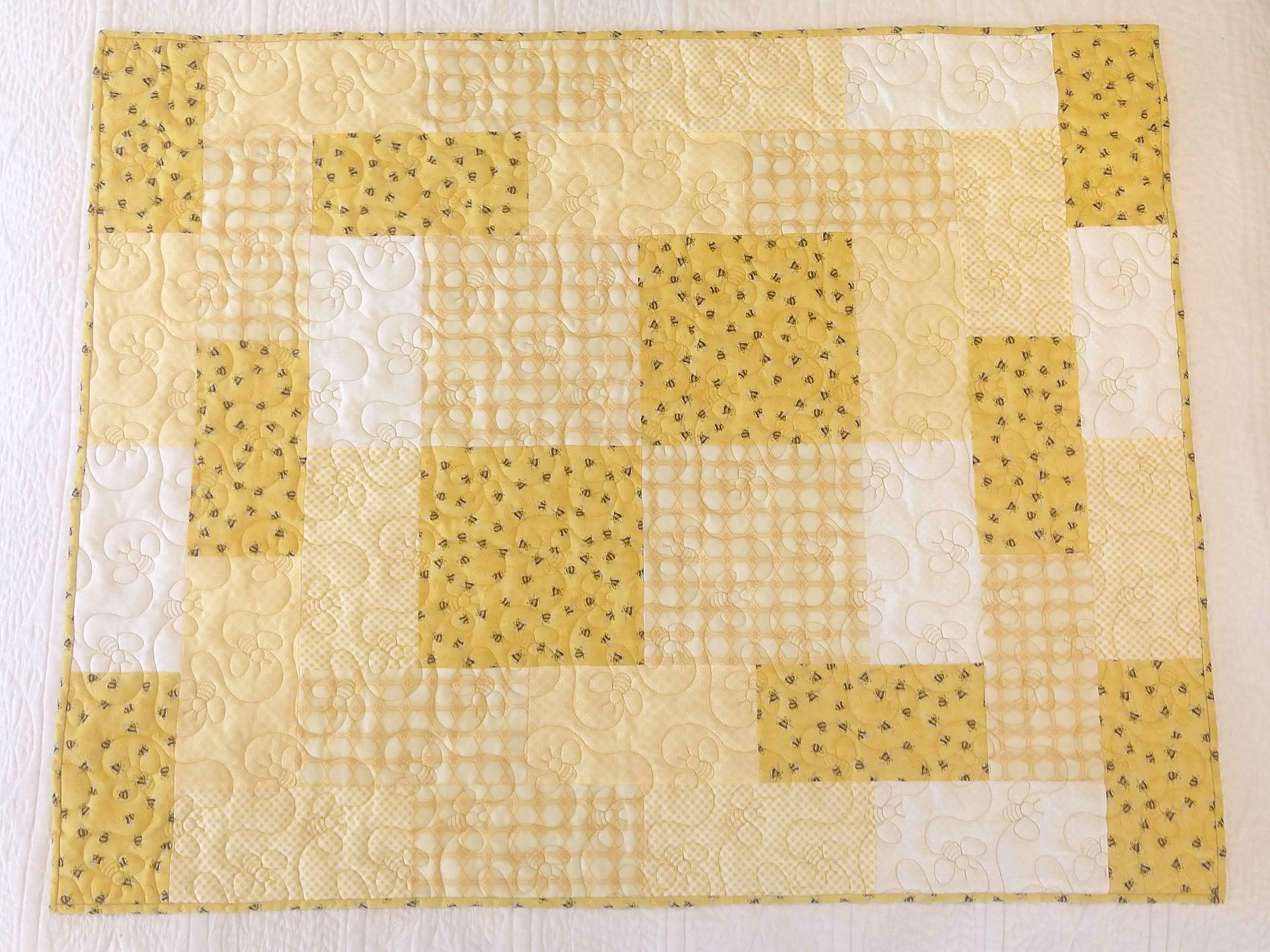 Bumblebee Patchwork Quilt - Etsy
