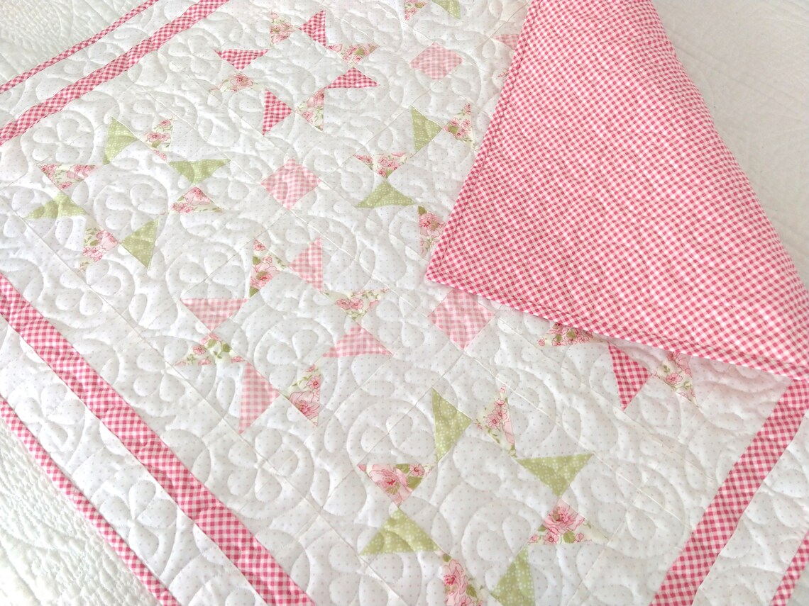 Pretty in Pink Baby Quilt - Etsy
