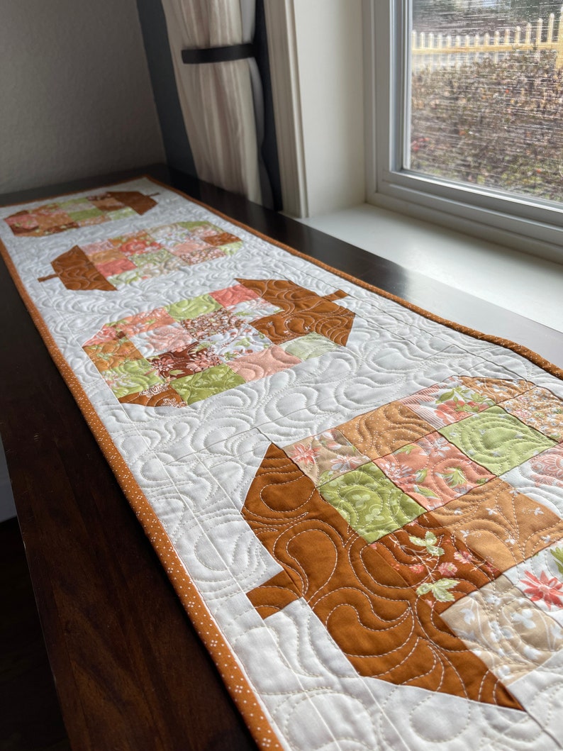 Quilted Table Runner, Gift - Etsy
