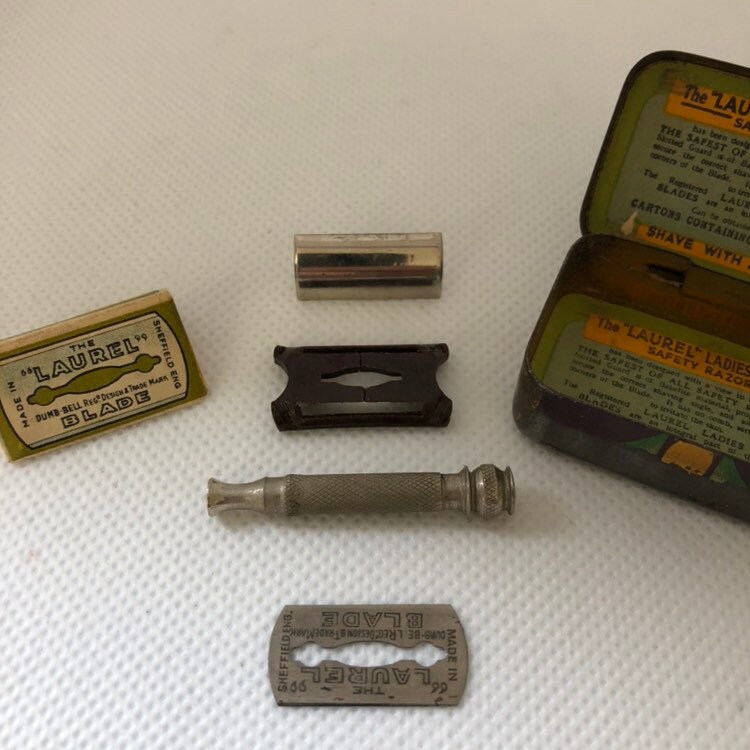 The laurel Ladies Boudoir Razor | Etsy