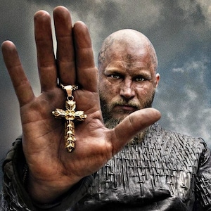 Ragnar Lothbrok Cross / Ragnar Cross / Athelstan Cross / Ragnar ...
