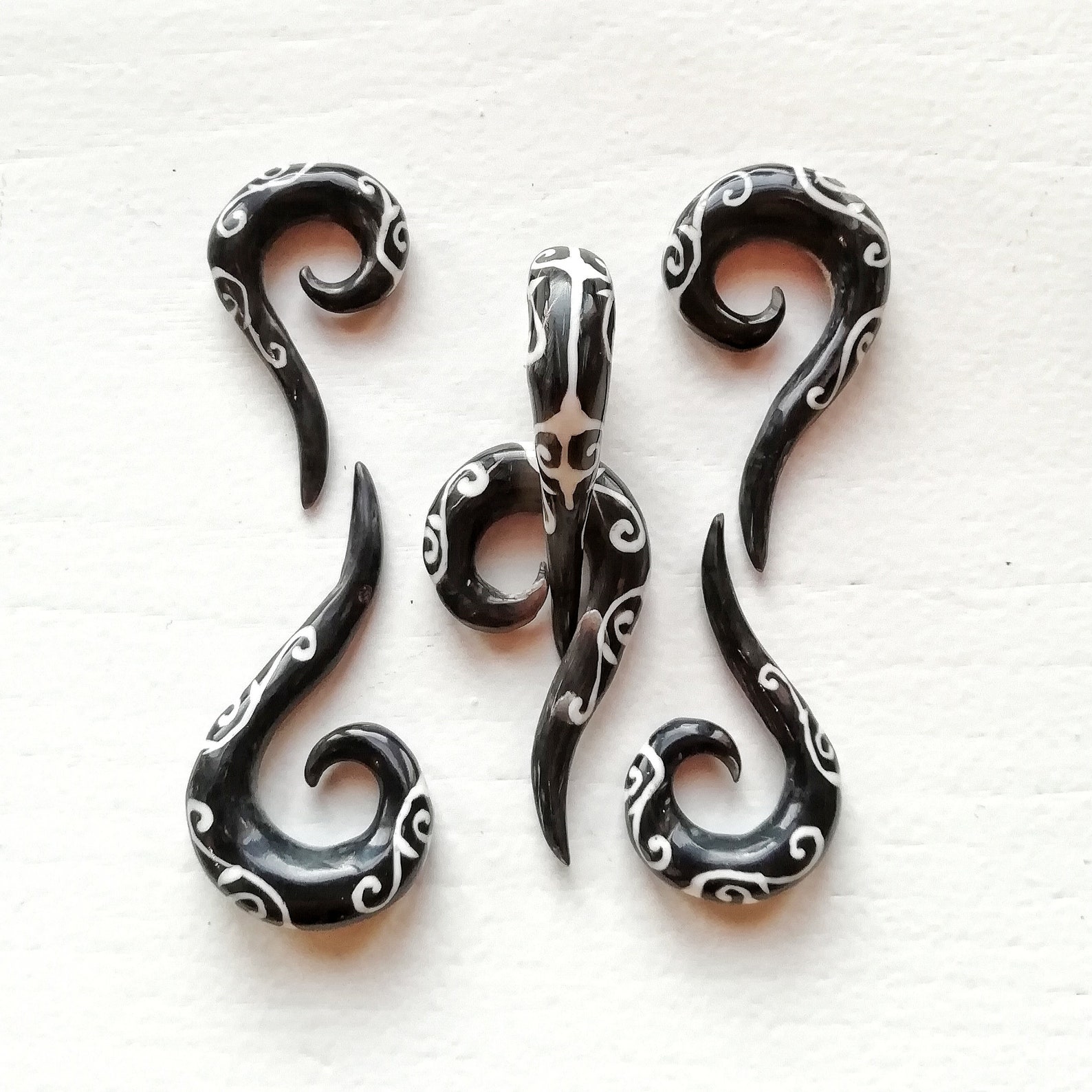 Natural Wood Horn Bone Piercings Hand Carved 78mm Diameter - Etsy UK