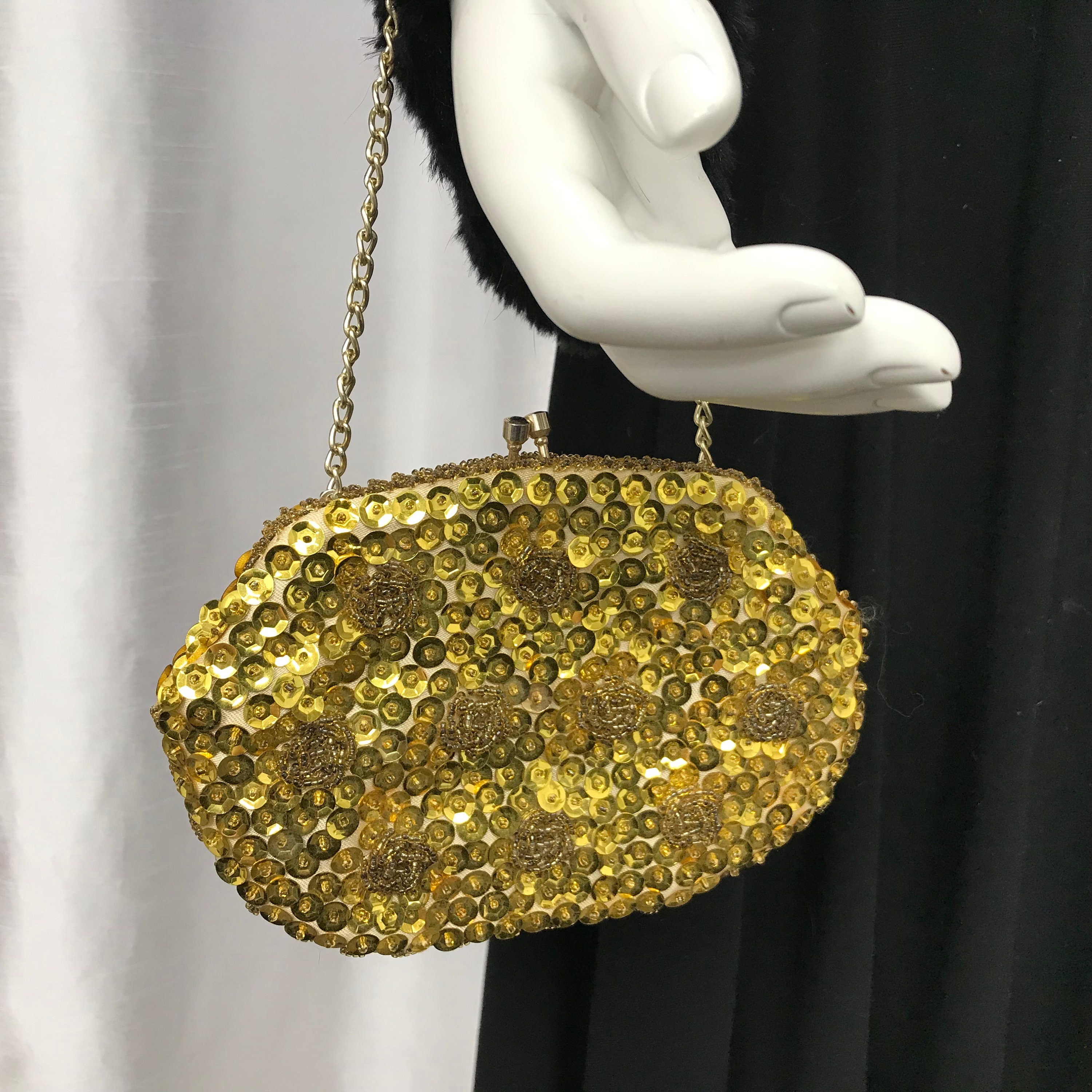 Small Vintage Gold-colored Handbag - Etsy UK