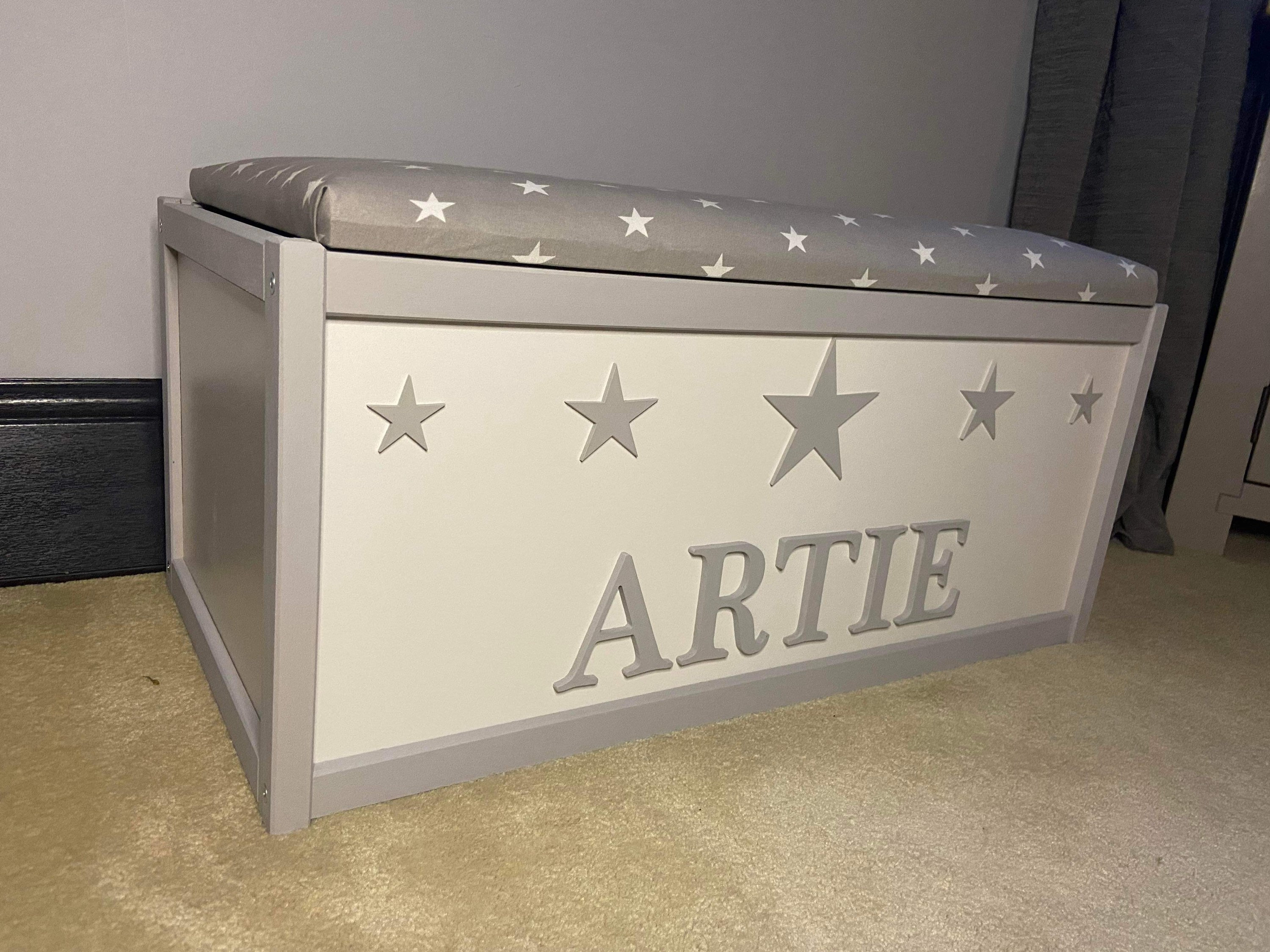Large Personalised Toy Box With Safety Gas Strut. Padded Star | Etsy