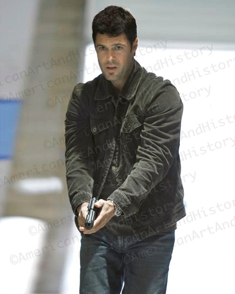 Tony Almeida Wallpaper