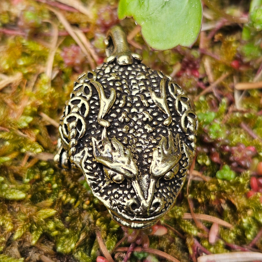 Small Brass 3 Legged Frog / Toad Bell - Etsy