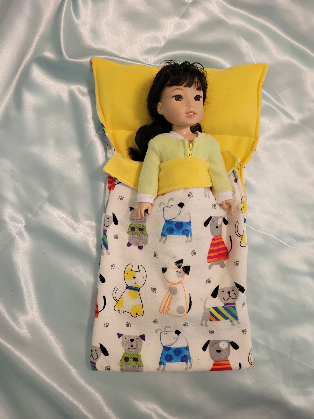 Sleeping Bag Features Perky Puppies in Flannel With Yellow Fleece ...
