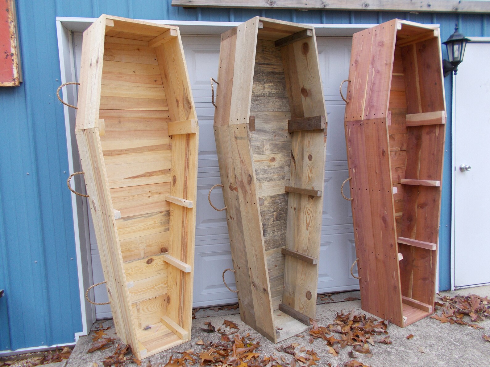 GENUINE Toe-pincher Wood Coffin Box/casket/for Cowboy Funerals ...