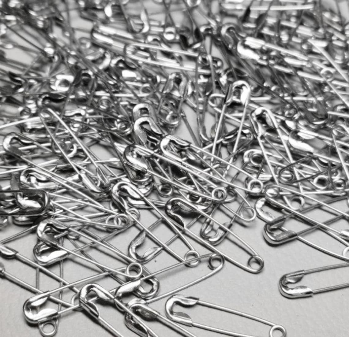 100 Very Small Safety Pins 1.7cm Long Safety Pins Stitch | Etsy
