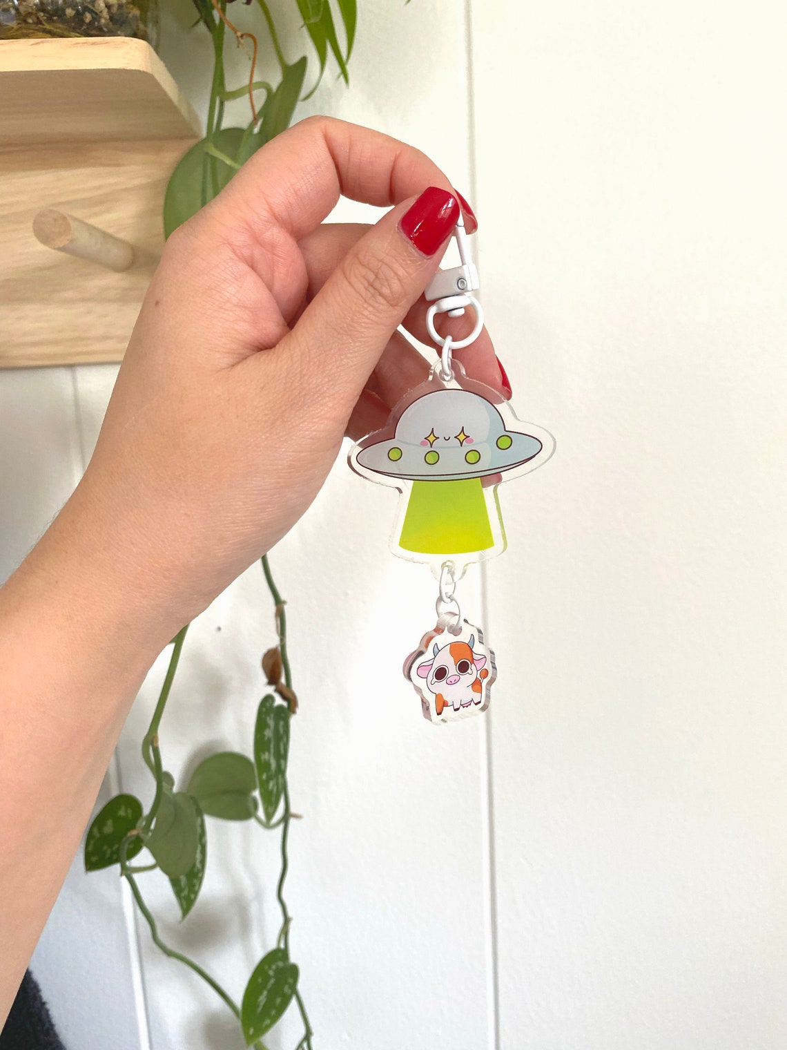UFO KEYCHAIN // Kawaii Ufo, Cute Alien, Ufo Keychain, Cryptid Keychain ...