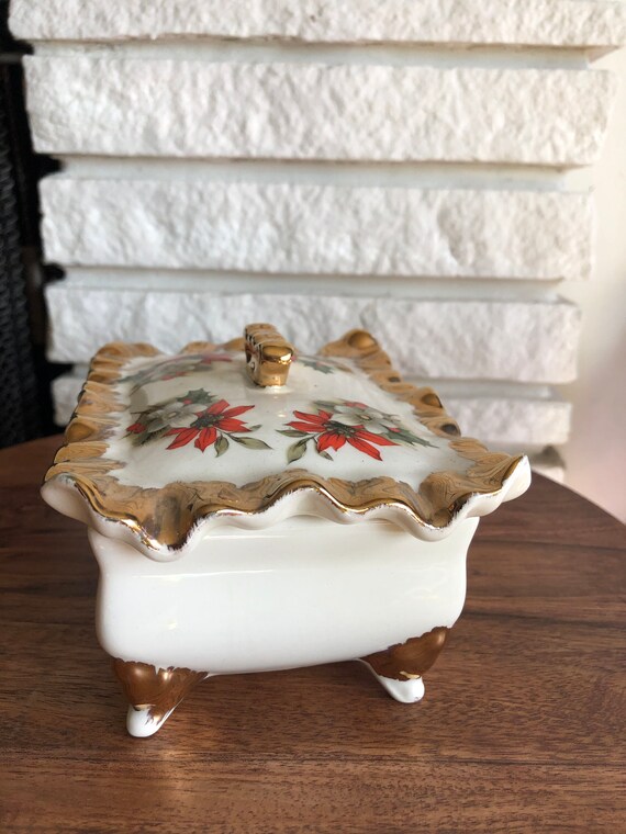 Ceramic White With Gold Covered Box With Poinsettia F… - Gem