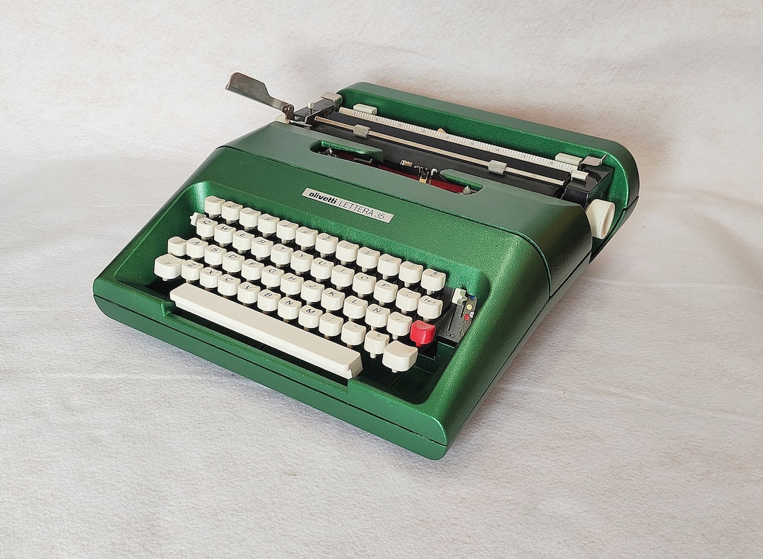 OLIVETTI Lettera 35 Metallic Green Color. Limited Edition. Professional ...
