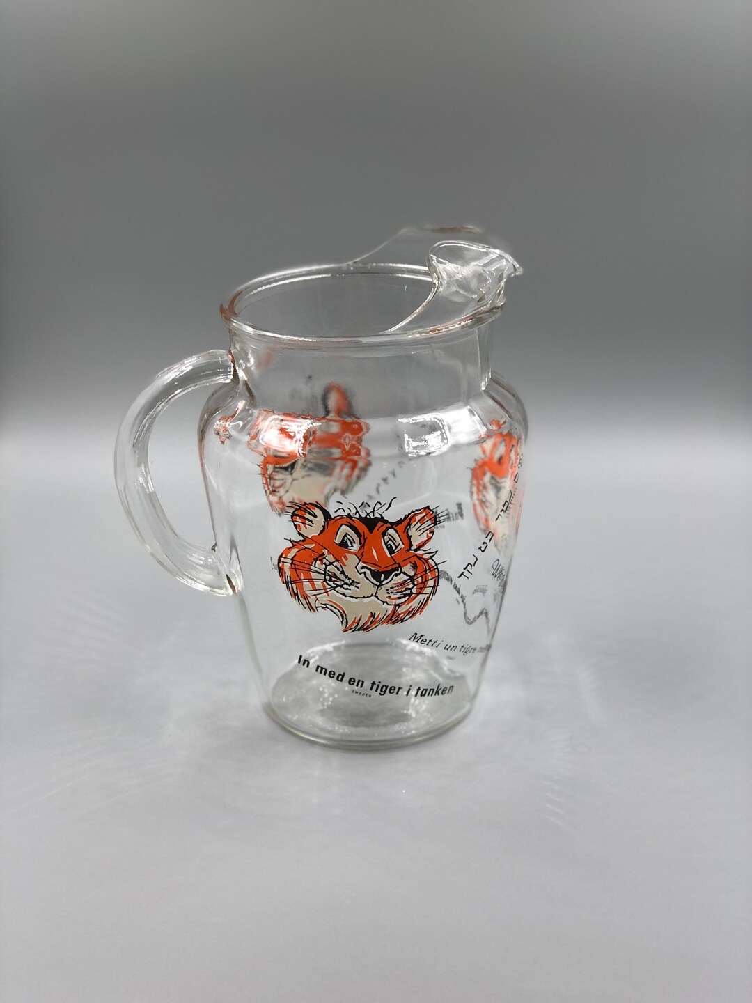 Vintage 1960s Esso Oil Exxon Put a Tiger in Your Tank World Edition ...