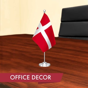 Danish Desk Flag: Denmark Deluxe Set With Metal Pole - Etsy